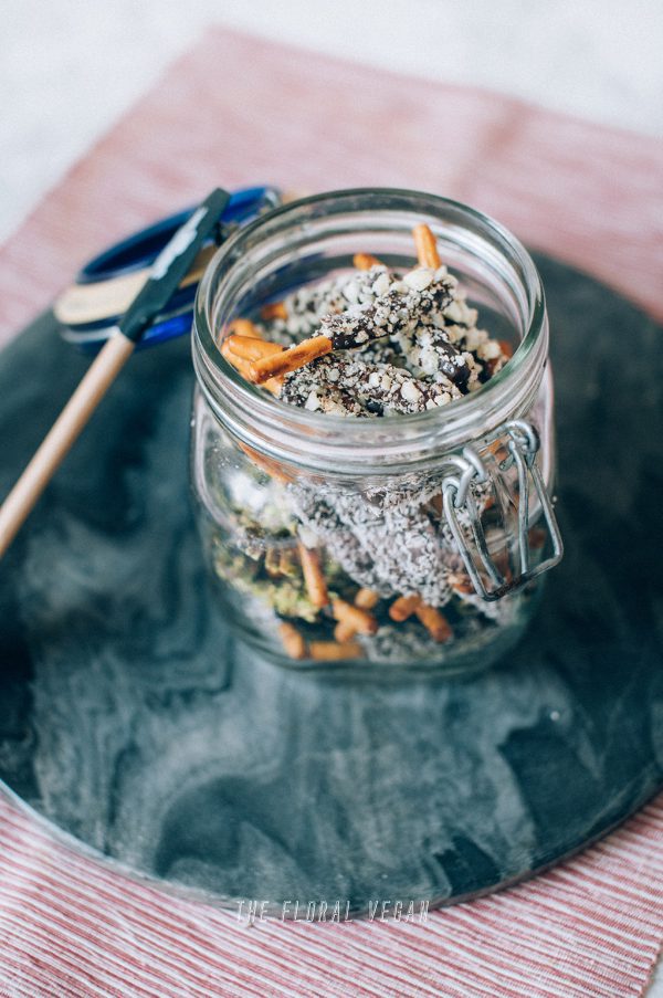 Gluten-free Vegan Pocky (2-ingredient) - The Floral Vegan