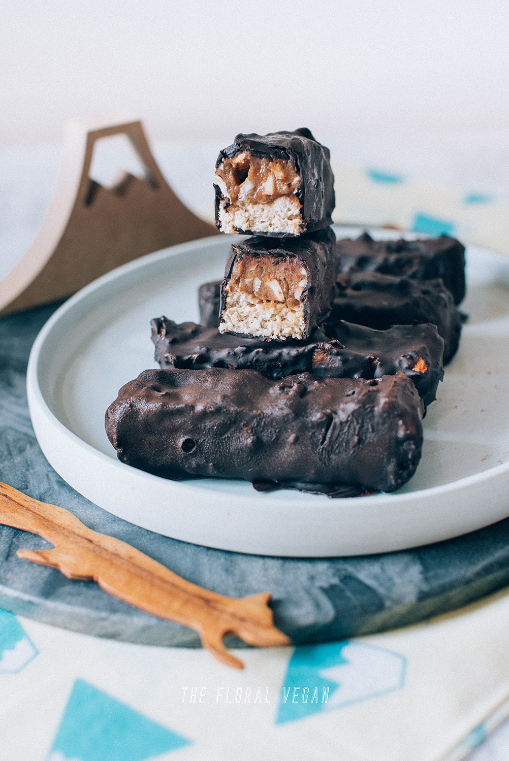 Vegan Snickers (No-bake, Gluten-free, Raw) - The Floral Vegan